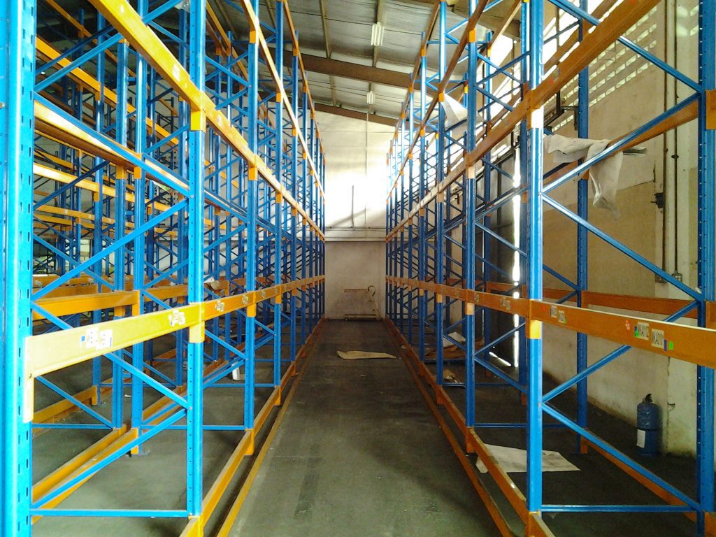 9000 Series Very Narror Asile Selective Pallet Racking System ...