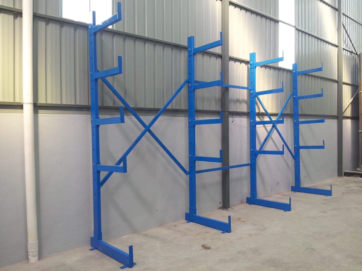 7000 Series Heavy Duty Wall Cantilever Racking System - MyInterack Malaysia