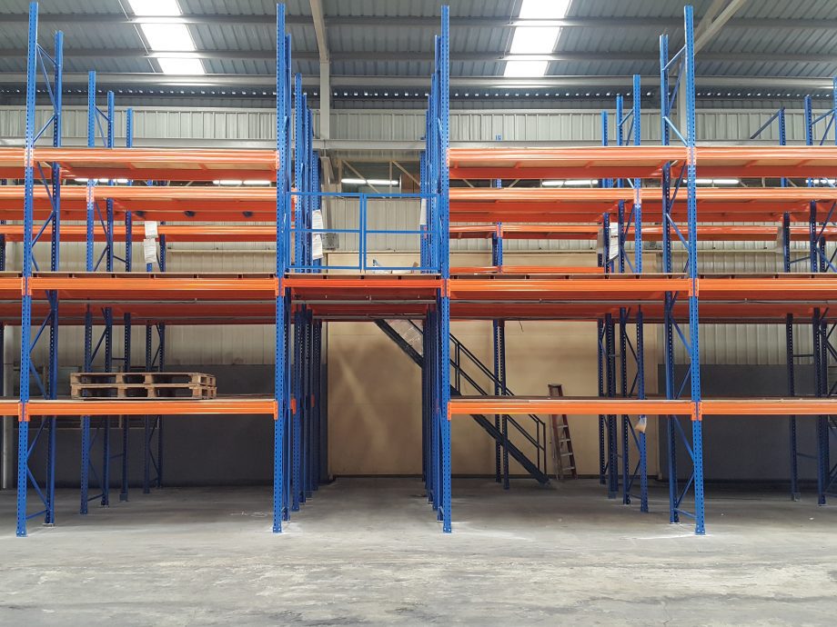 5000 Series Heavy Duty Racking System Supported Platform - MyInterack ...
